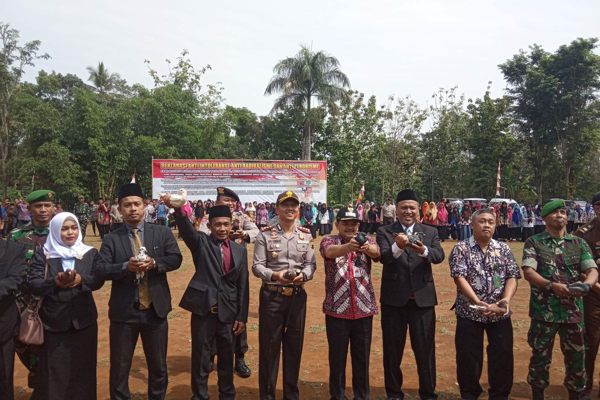 Warga Desa Kenteng Deklarasi Anti Intoleransi, Radikalisme, dan Terorisme