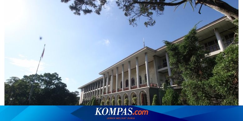 4 Jalur Masuk UGM 2024 buat Lulusan SMA, MA, SMK, dan Paket C