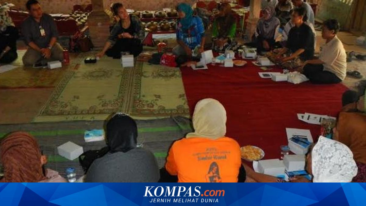 Mendorong Masyarakat Pegunungan Kendeng Utara Melek Finansial
