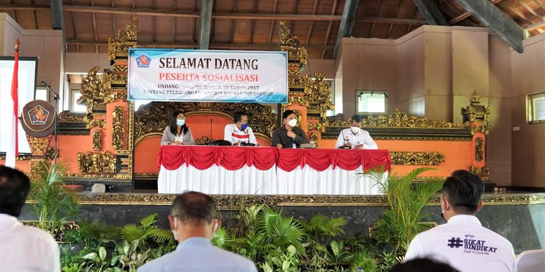 Berita Harian Cerita Orangtua Pekerja Asal Bali Yang Terkatung Katung ...