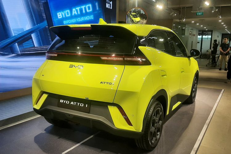 Foto : Dijual Rp 100 Jutaan, Intip Spesifikasi BYD Atto 1 Halaman 3