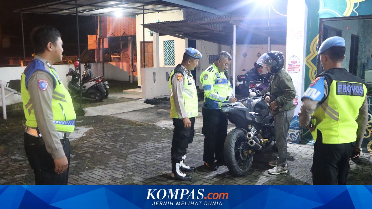 Ratusan Polisi "Kepung" JLS, 24 Motor Berknalpot Brong Ditilang