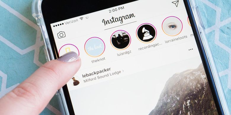 4 Alasan "Swipe Up" Diganti Jadi "Link Sticker" Menurut Bos Instagram
