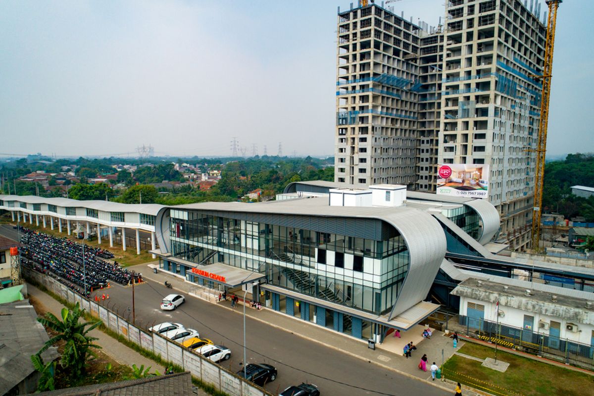 Area Komersial C-HUB Diresmikan, Pengguna KRL Stasiun Cisauk Bisa Transit