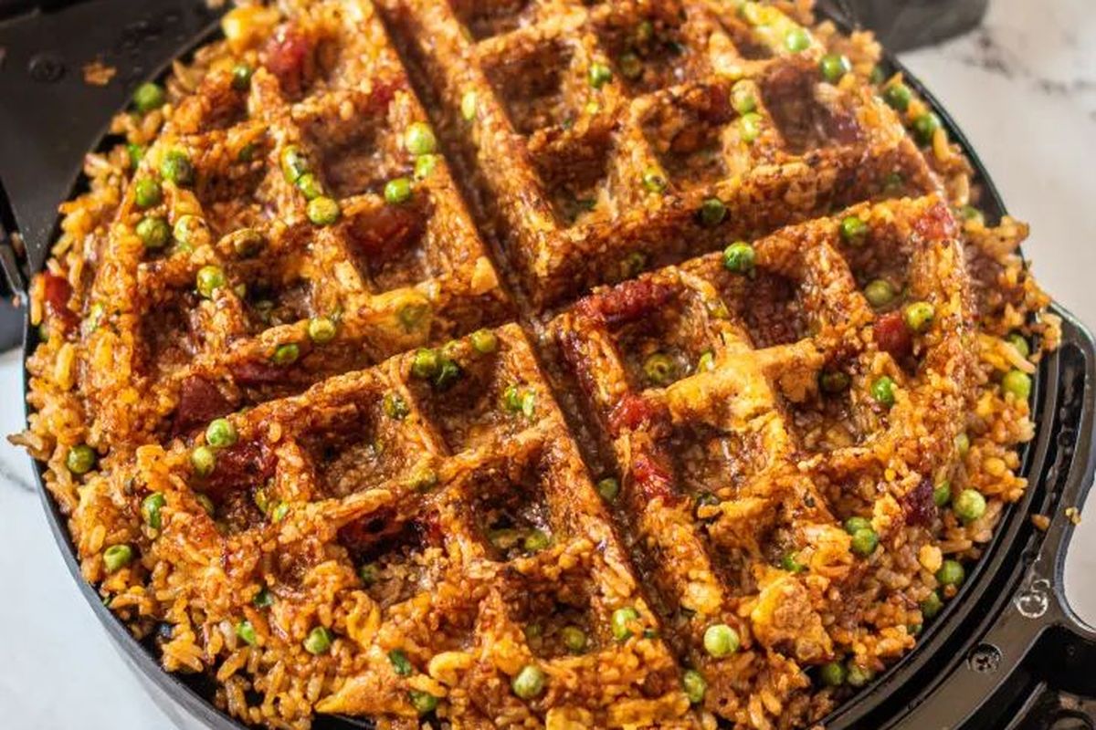 Resep Nasi Goreng Bentuk Waffle Renyah, Kreasi Unik Sisa Makanan
