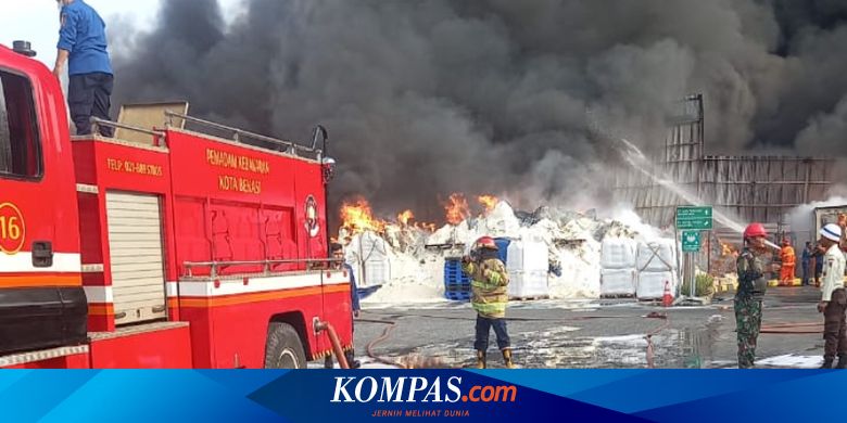Fakta-fakta Kebakaran Besar Pabrik Pakan Ternak di Bekasi yang Tewaskan 9 Pekerja