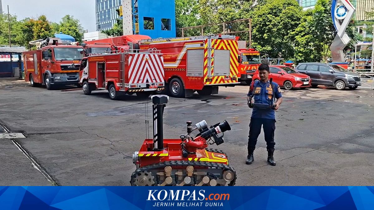 Pengoperasian Robot Damkar MRF-500 DKI Tak Optimal Saat Pasokan Air Minim