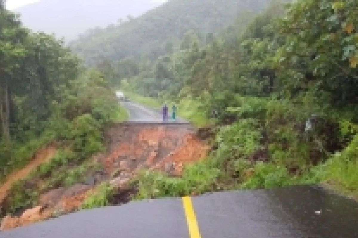 Banjir dan Longsor Terjang Tapsel Sumut, 8 Orang Meninggal, Ribuan ...