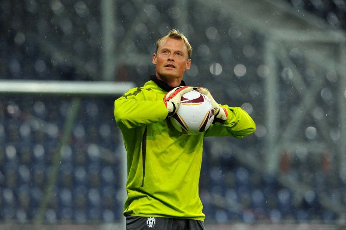 Kecelakaan Fatal, Eks Juventus dan Arsenal Alex Manninger Tewas