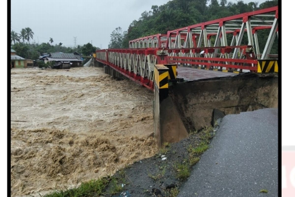 Jalan Tarutung-Sibolga Putus, Baru 30 Kilometer yang Bisa Ditembus