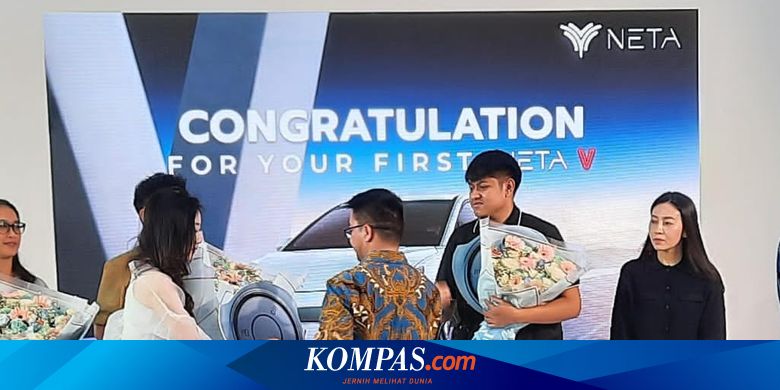 Mobil Listrik Neta V Mulai Diserahkan ke Konsumen