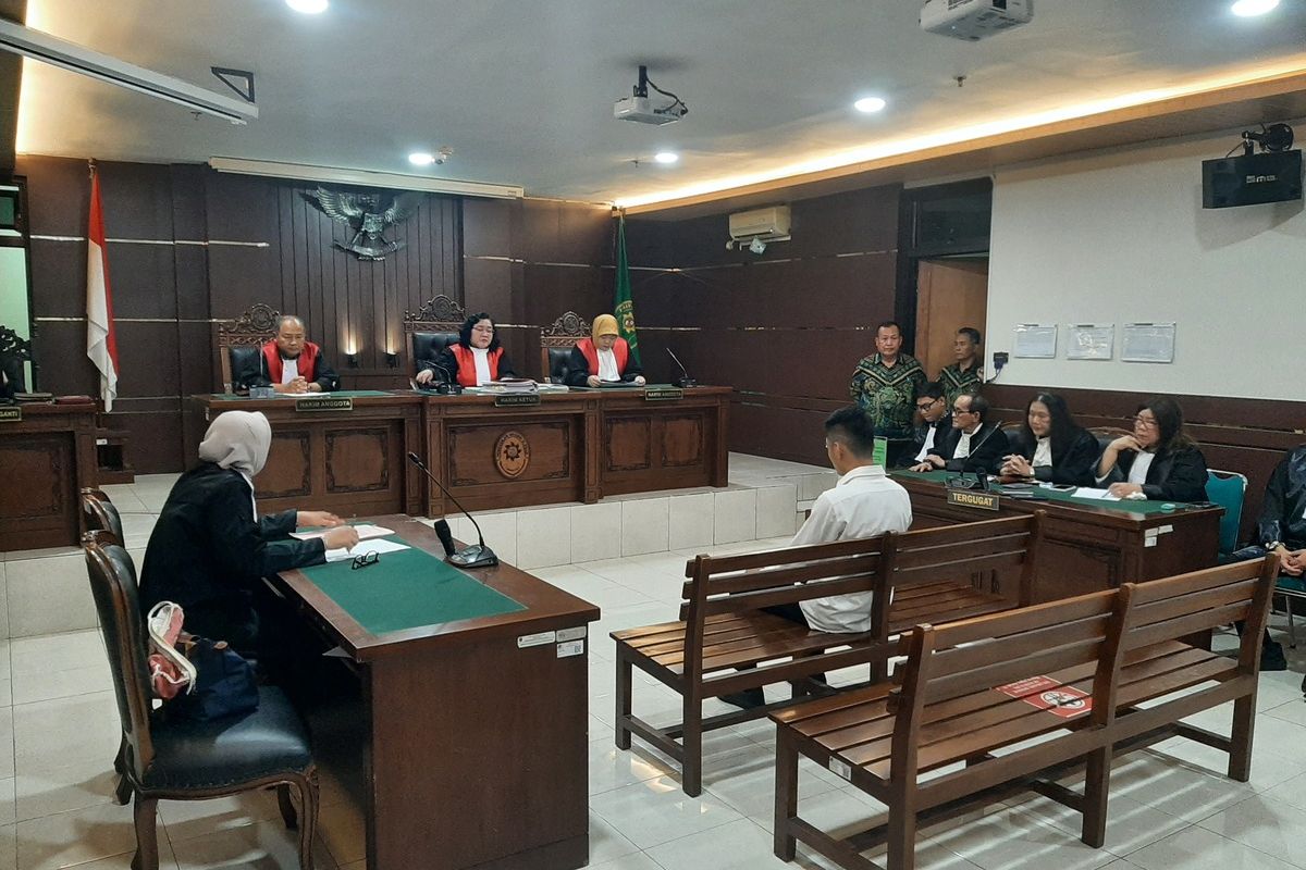 Christiano Pengemudi BMW Tabrak Mahasiswa UGM hingga Tewas Divonis 1 ...