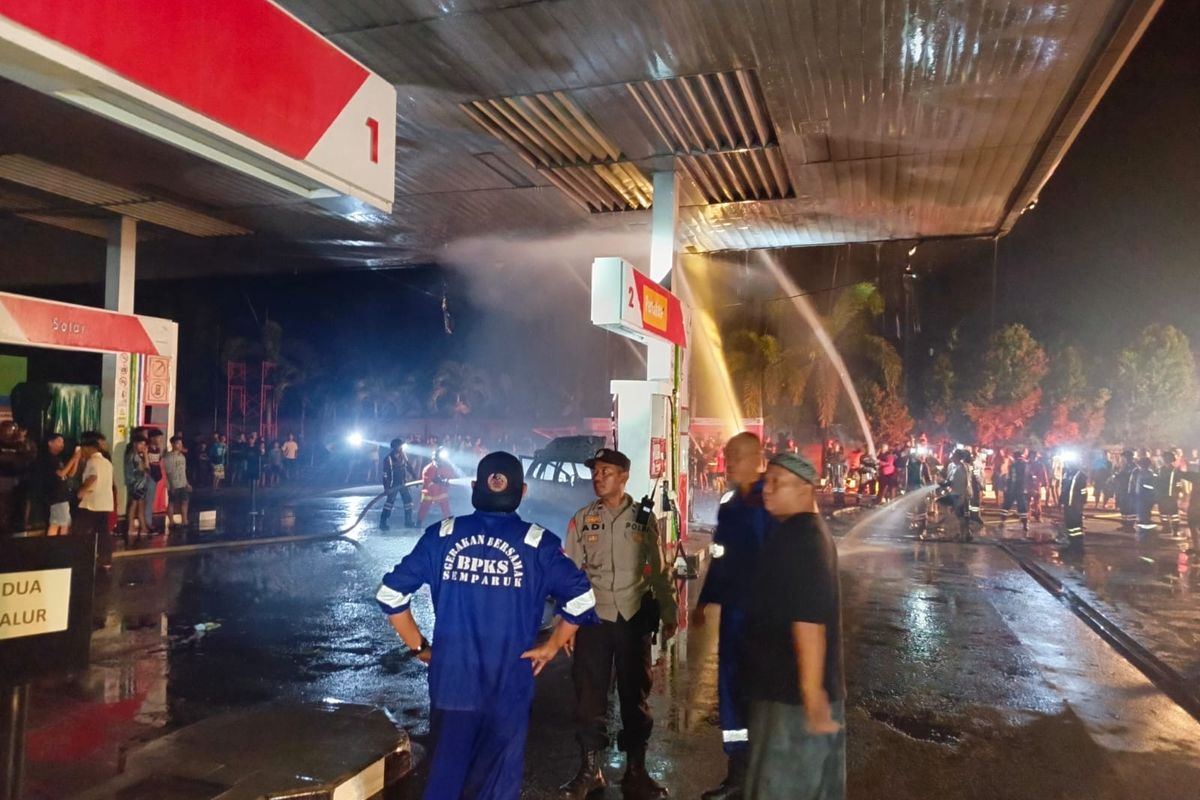 Toyota Calya Terbakar Saat Isi Pertalite di SPBU Sambas, Pengemudi Luka ...