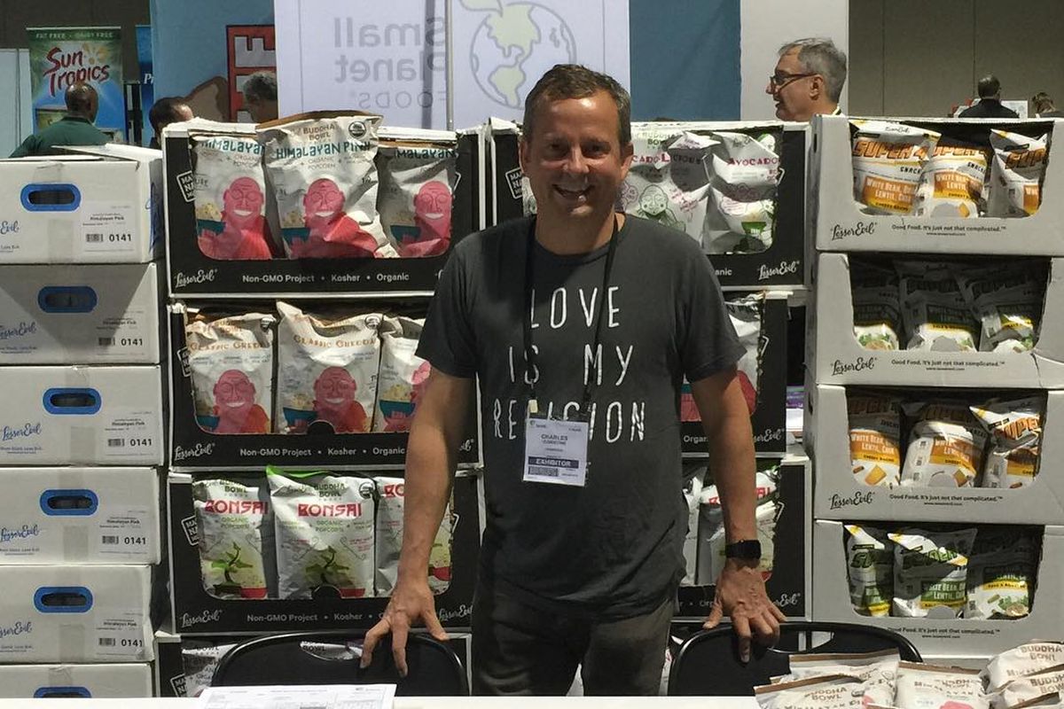 Resign Umur 52 Tahun, Pria Ini Sukses Jadi Bos Pabrik Berondong ...