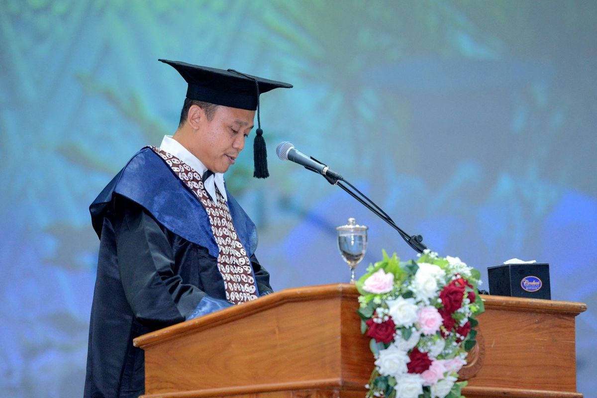 Kisah Nasrulloh, Jadi Guru Besar Termuda Sepanjang Sejarah UNY