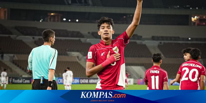 Evandra Florasta dan Momen Cium Tangan Wasit, Ditempa Ajaran "Kudu Kulina"