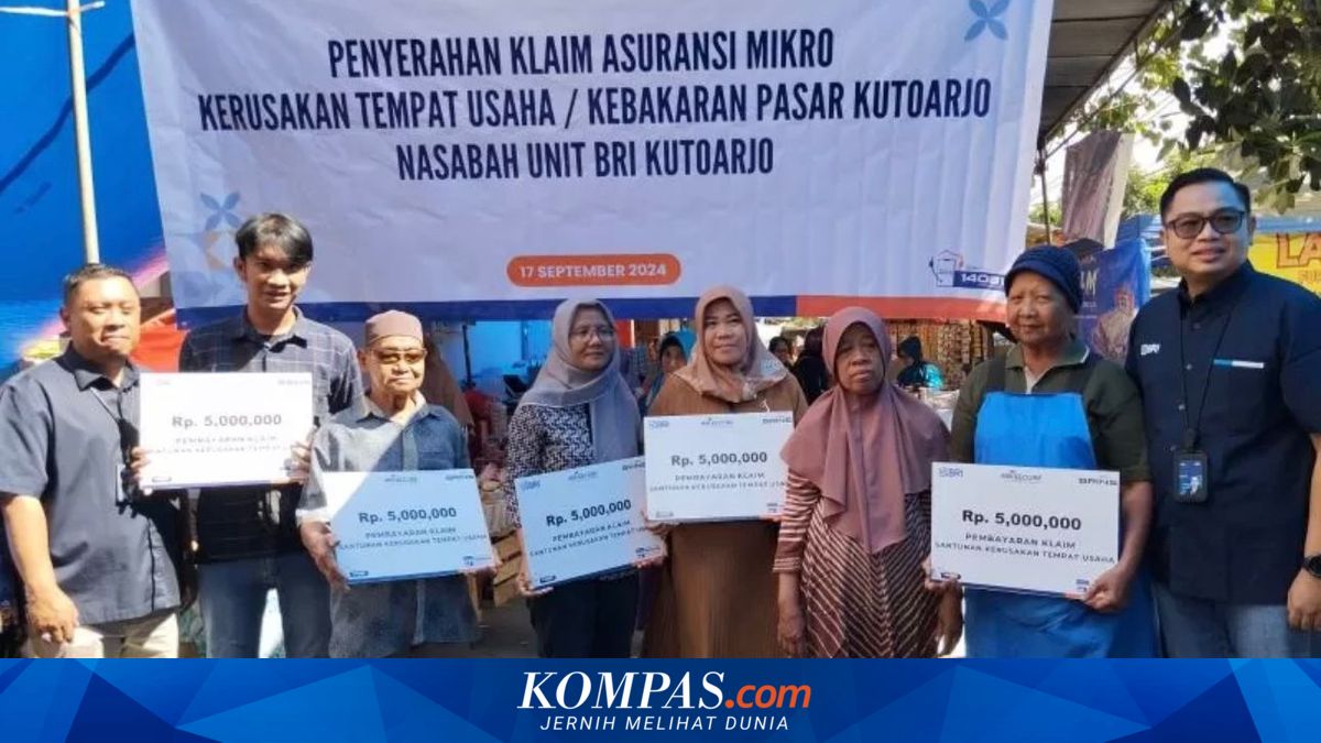 BRI Insurance dan BRI Serahkan Klaim Asuransi ke Pedagang Pasar ...