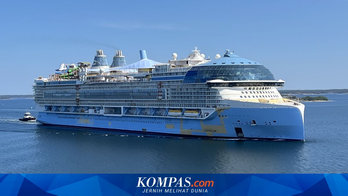 Kapal Terbesar di Dunia Icon of The Seas Berlayar Mulai 27 Januari 2024