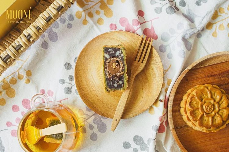 Apakah Kue Bulan Tradisional Selalu Mengandung Minyak Babi?