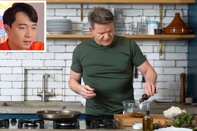 Foto : Kritik Pedas Uncle Roger Lihat Cara Gordon Ramsay Masak Mi ...