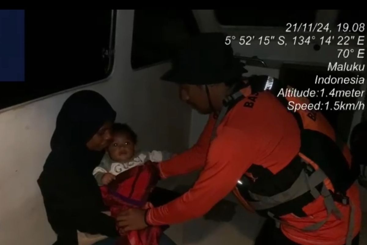 Mesin Mati, Longboat Terombang-ambing di Laut Aru, Tim SAR Diterjunkan