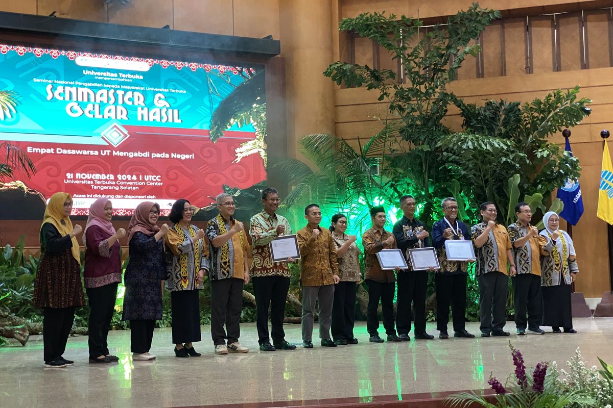 4 Dasawarsa Berkarya, UT Perkuat Komitmen Pengabdian kepada Masyarakat