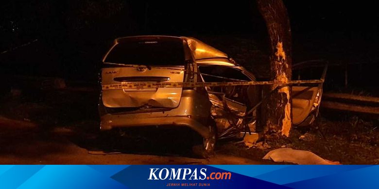Avanza Muat 4 Mahasiswa Tabrak Pembatas Jalan di Ambon, 2 Tewas
