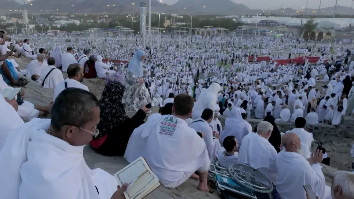Wukuf di Arafah: Pengertian, Waktu Pelaksanaan, Dalil, Syarat, dan Doa ...