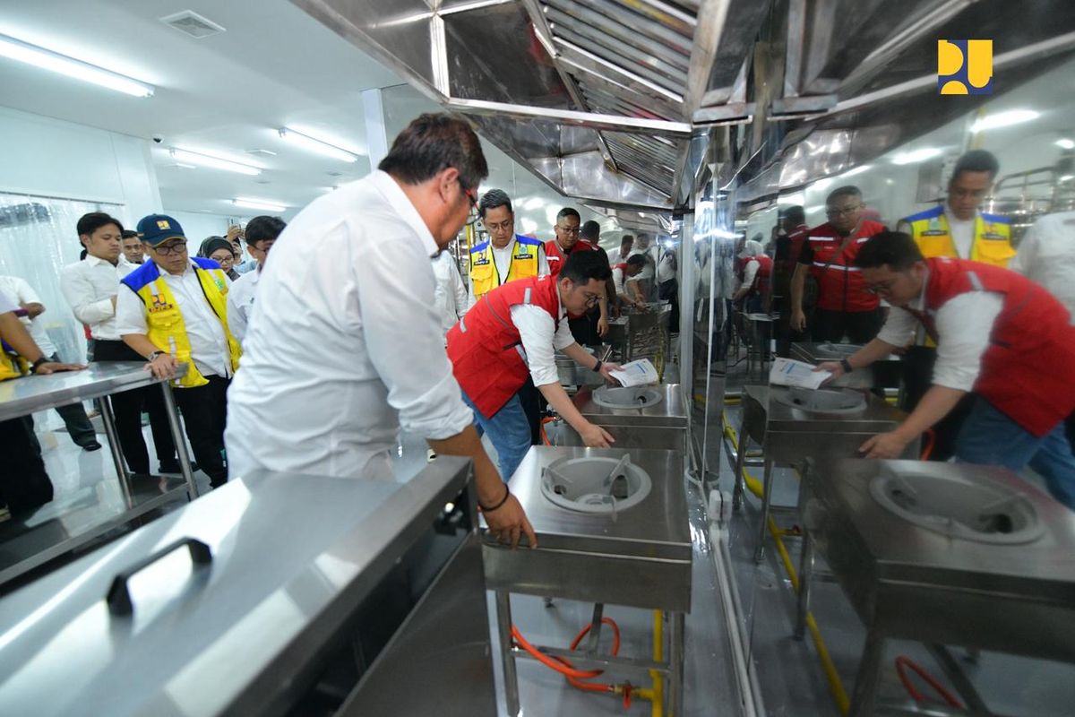 SPPG di Purworejo Ini Gunakan 20 Galon Air Per Hari untuk Masak Menu MBG