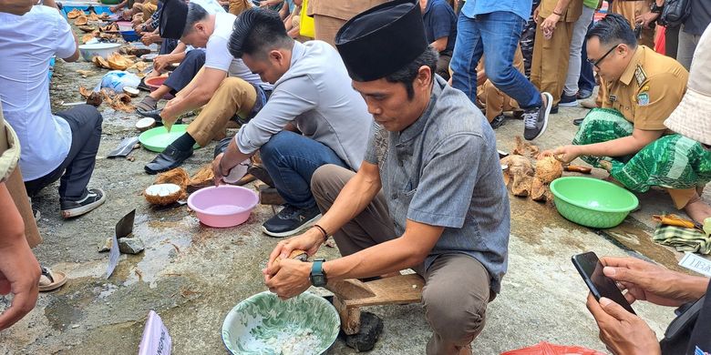 Berita Harian Tradisi-parut-kelapa-kuno Terbaru Hari Ini - Kompas.com
