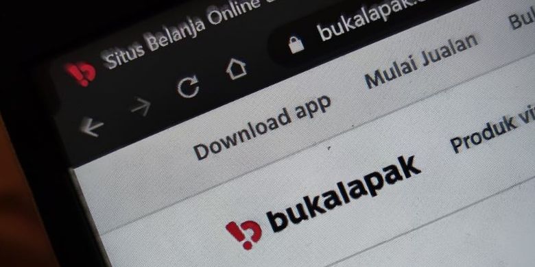 Indonesia’s Bukalapak Soars on First Day of Trading