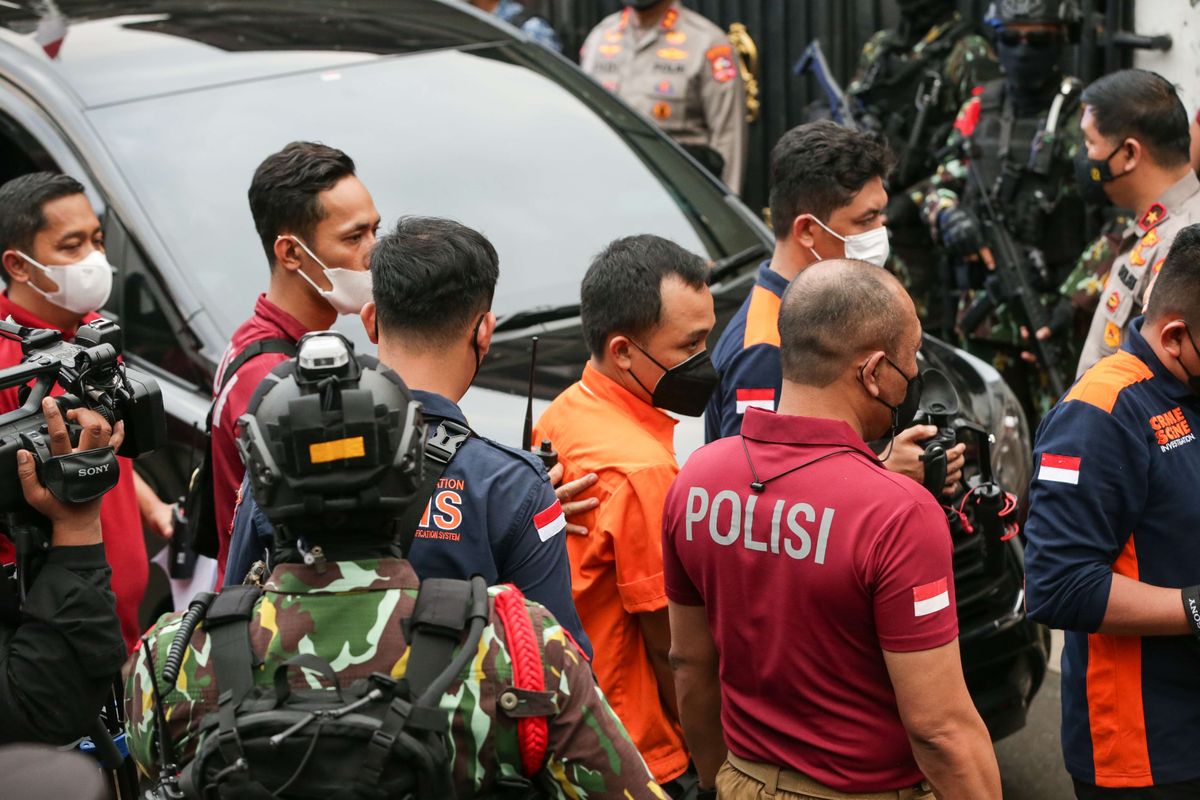 Pengacara Ungkap Bripka RR Tak Curigai Ada Pelecehan Putri Candrawathi ... Pengacara Ungkap Bripka RR Tak Curigai Ada Pelecehan Putri Candrawathi ...