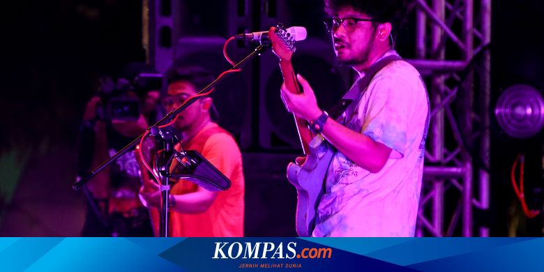 Lirik dan Chord Lagu Akhir Bulan dari Kunto Aji