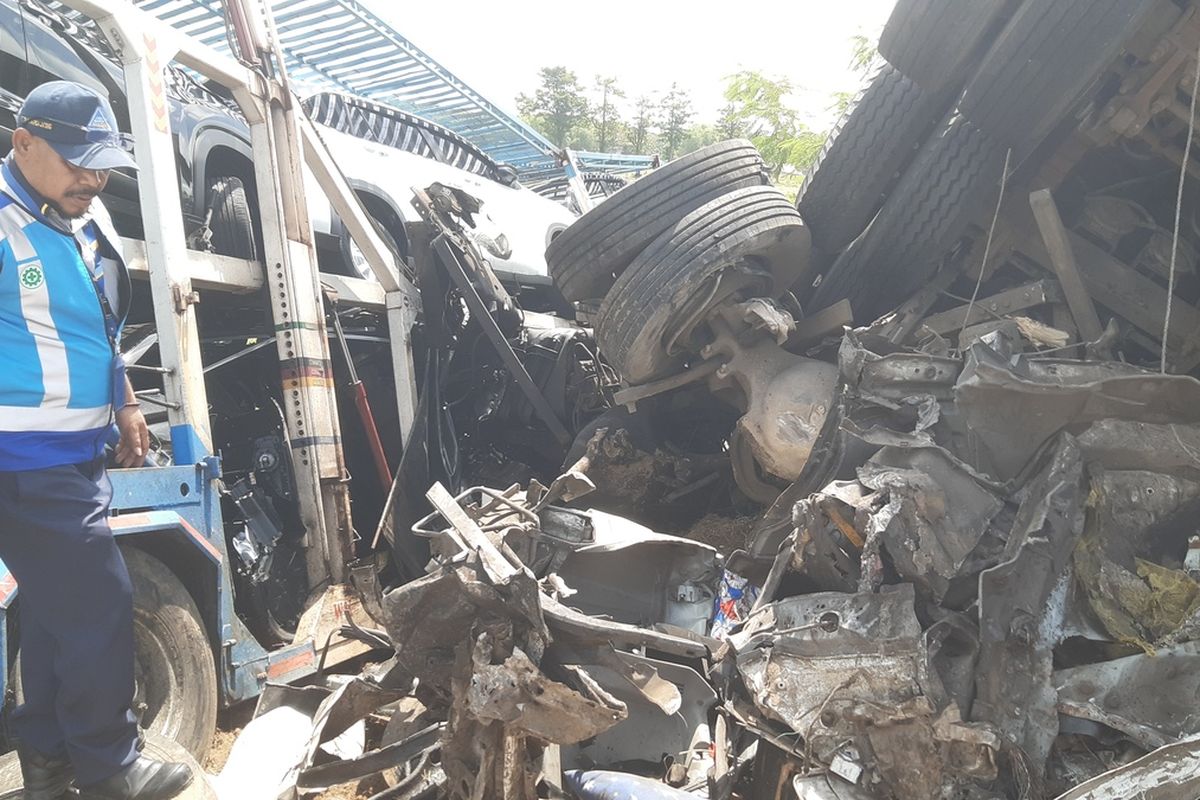 Kronologi Kecelakaan Beruntun di Tol Semarang-Solo, Truk Trailer Tabrak 7 Kendaraan, 6 Orang Tewas