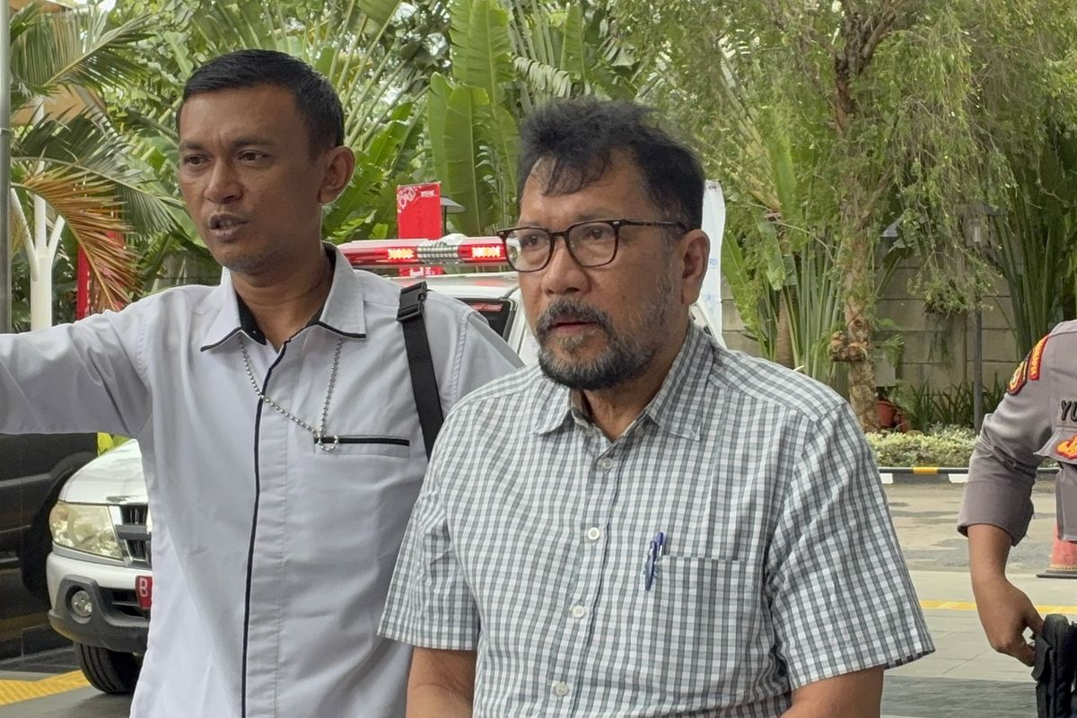 Penampakan Zarof Ricar Makelar Kasus yang Timbun Uang Hampir Rp 1 ...