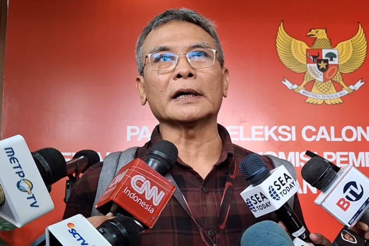 Profil Johan Budi, Eks Jubir KPK yang Kini Jadi Komisaris Transjakarta