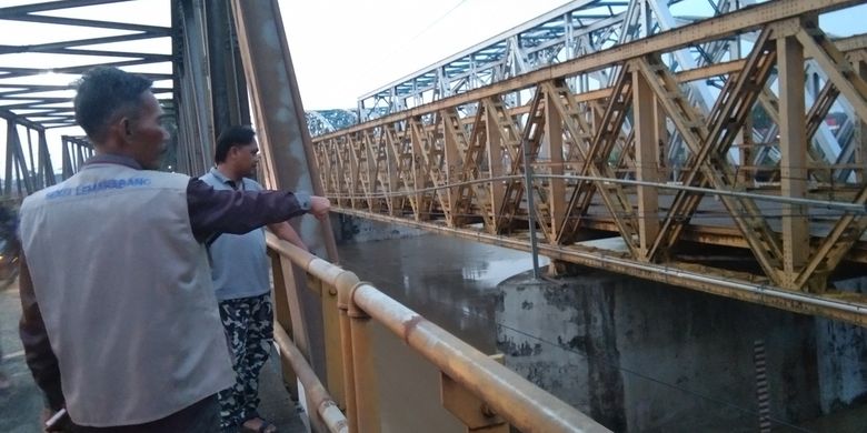 Berita Harian Jembatan Bojong Terbaru Hari Ini - Kompas.com