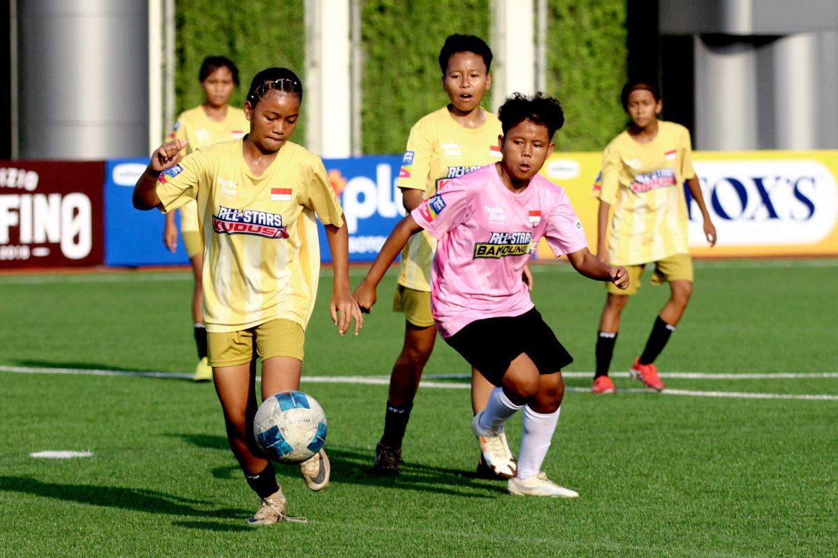 Piala Pertiwi 2025: Veronica Tan Dukung Sepak Bola Putri Sejak Dini