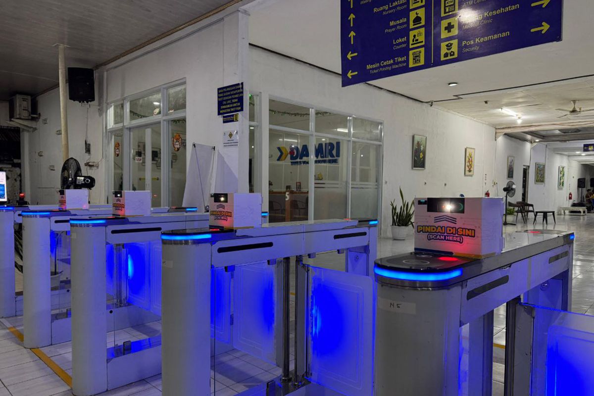 Stasiun DAMRI Kemayoran Kini Makin Modern dengan "Gate Scan Barcode"