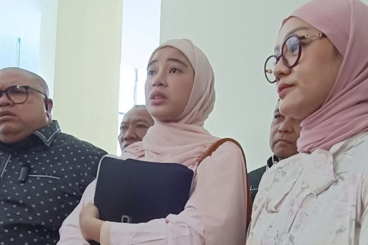 Putri Razman Nasution: Ayah Saya Tidak Bersalah