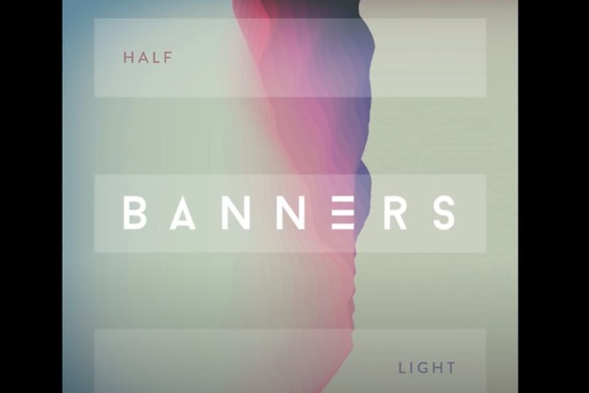 Lirik dan Chord Lagu Half Light Milik BANNERS