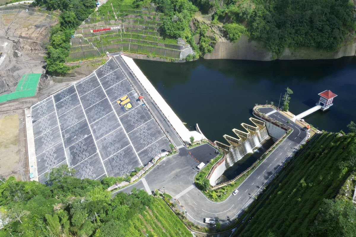 Semen Indonesia (SMGR) Cetak Laba Rp 720 Miliar pada 2024