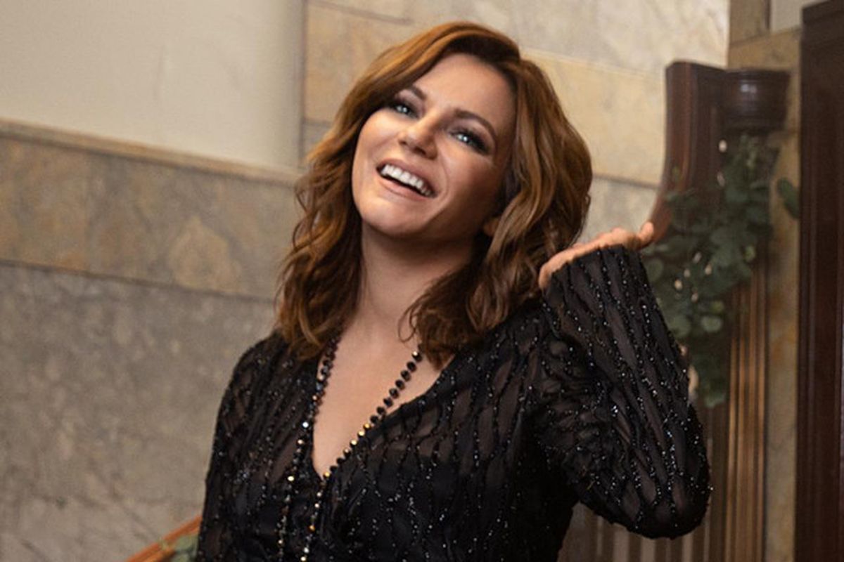 Lirik dan Chord Lagu Concrete Angel dari Martina McBride