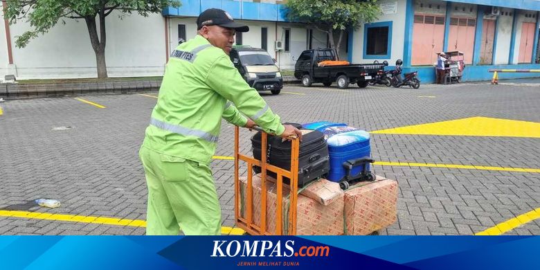 Kisah Kuli Panggul Pelabuhan Tanjung Emas Semarang, Modal Rp 500.000 ...