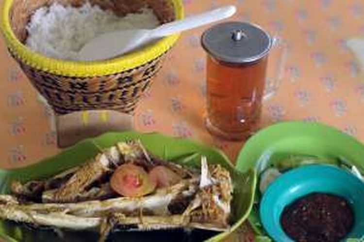 Gombyang Manyung Tiada Tara