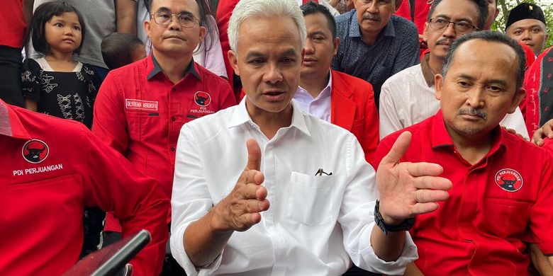 [VIDEO] Beredar Hoaks Foto Mesra Ganjar dengan Maria Ozawa, Simak ...