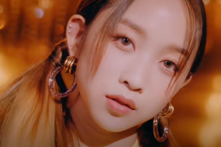 Foto Trending Twitter Penampilan Dita Secret Number Di Teaser Fire Foto Trending Twitter Penampilan Dita Secret Number Di Teaser Fire