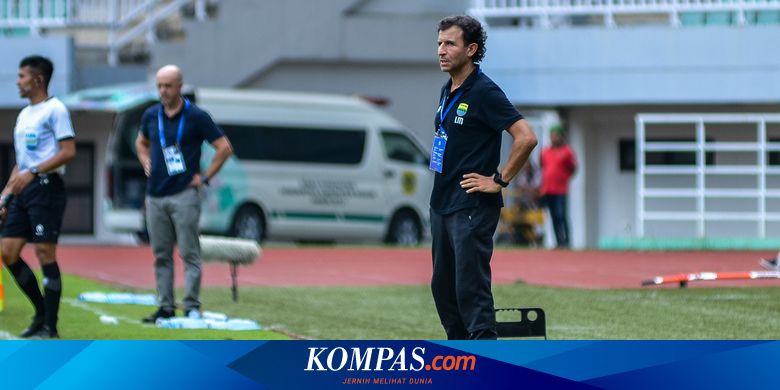 Persib Tak Kalah 12 Laga, Luis Milla Lewati Rekor Robert dan Djanur
