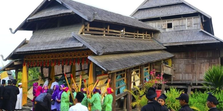 Berita Harian Mudzakarah Rea Lembaga Adat Tana Samawa Terbaru Hari Ini ...