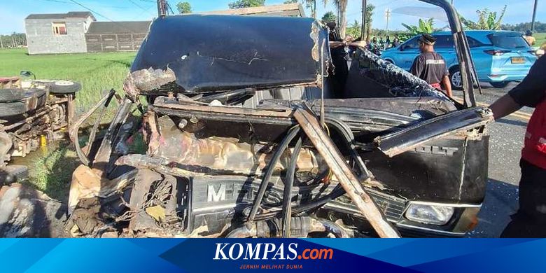 Adu Banteng Pikap L300 Vs Truk Dump di Kulon Progo, Pasutri Luka Berat